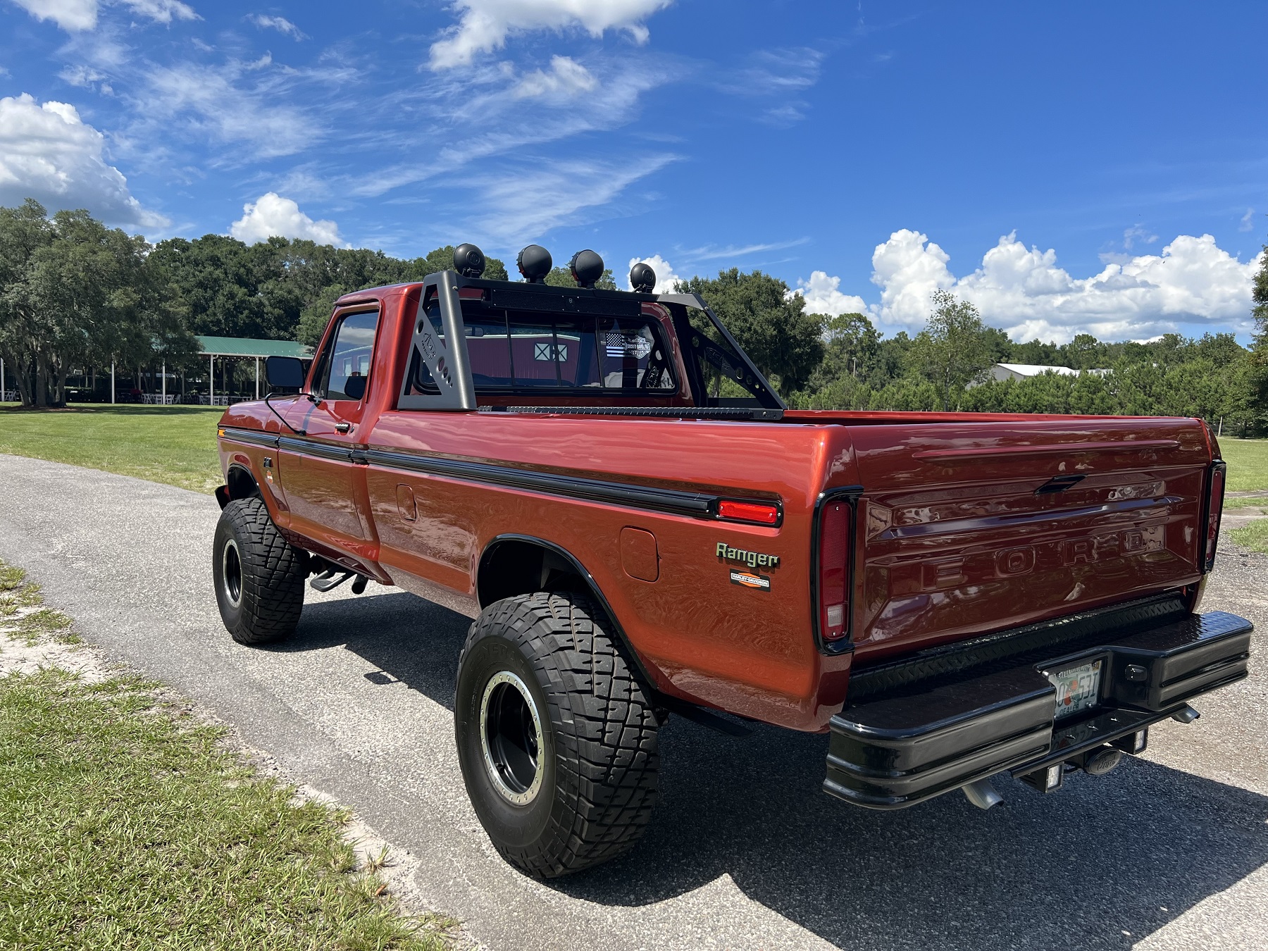 1976 Ford Custom 4X4 Frame Off - Macs Movie Cars