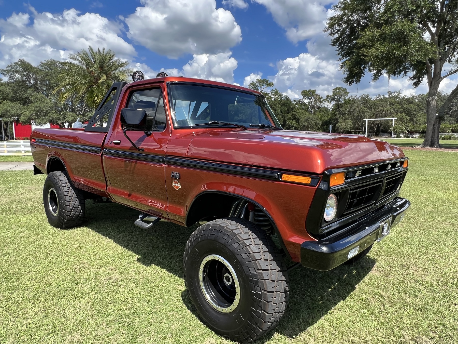 1976 Ford Custom 4X4 Frame Off - Macs Movie Cars